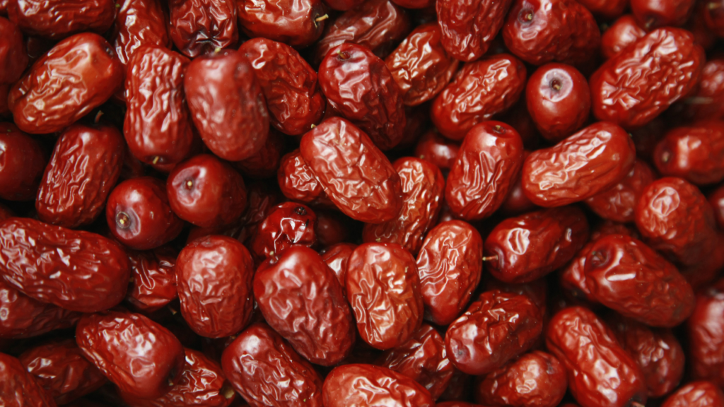 Benefits of Red Dates Tea During Confinement | PEM Confinement